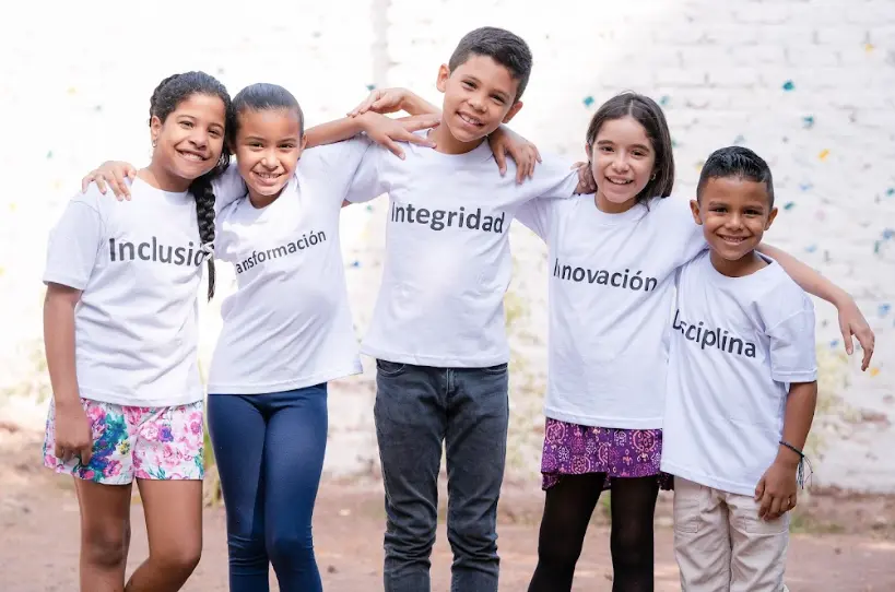 La Fundación Bolívar Davivienda y la Corporación Transparencia por ...